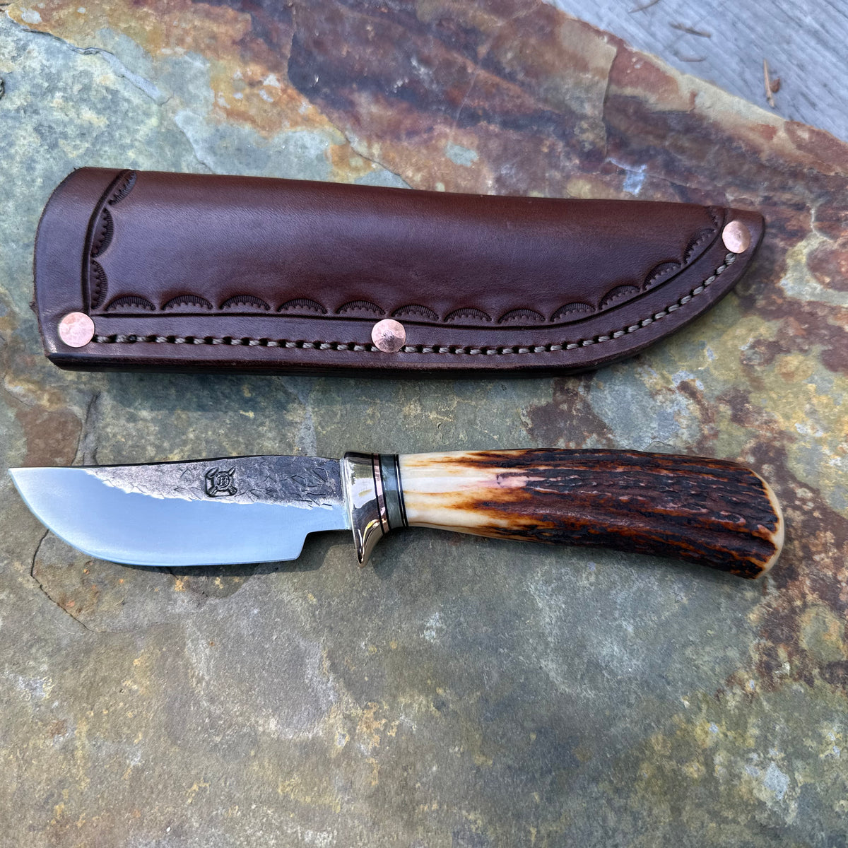 Sambar Stag & Ox Pocket Hunter – Behring Made