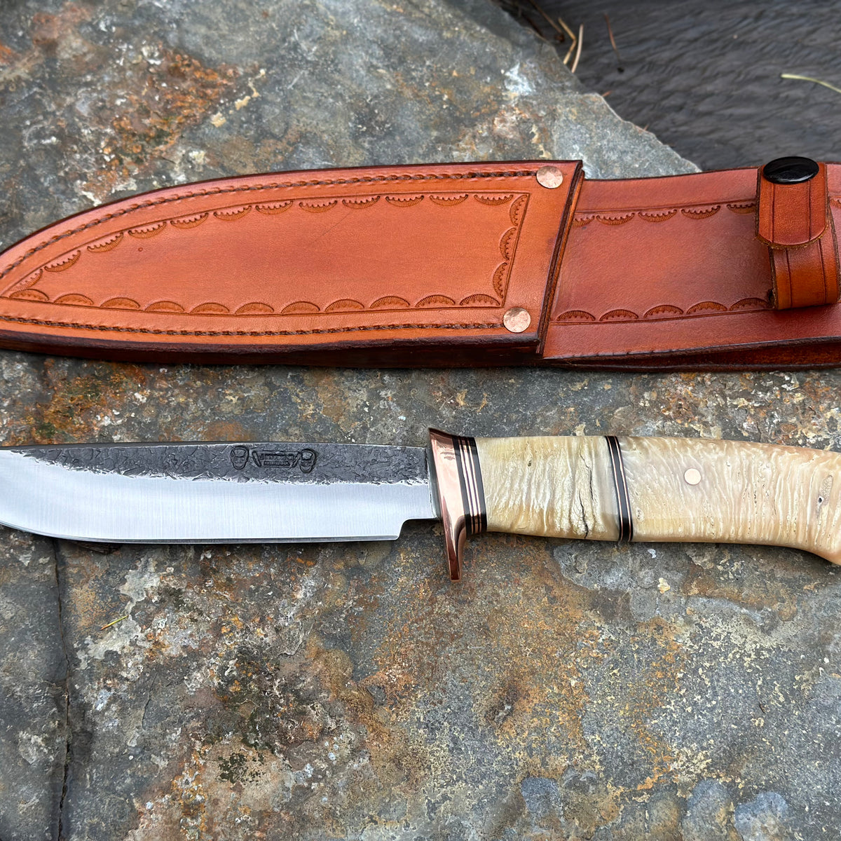 Ox Boss Double Skull Stamp Mission Knife – Behring Made