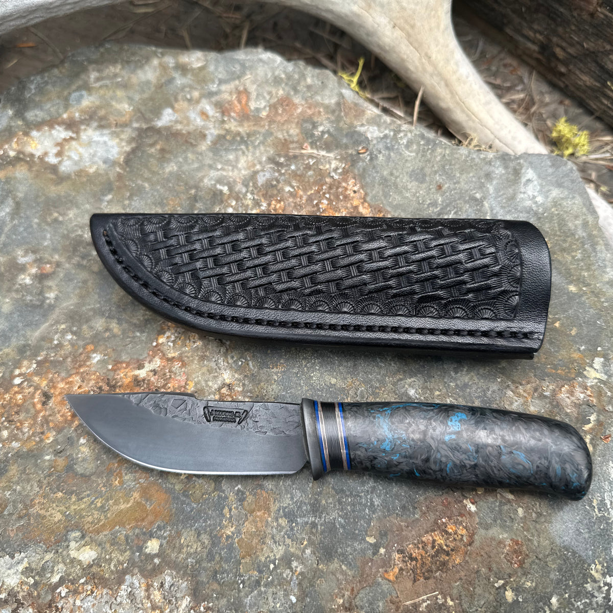 Blue Carbon Fiber Pocket Woodcraft – Behring Made